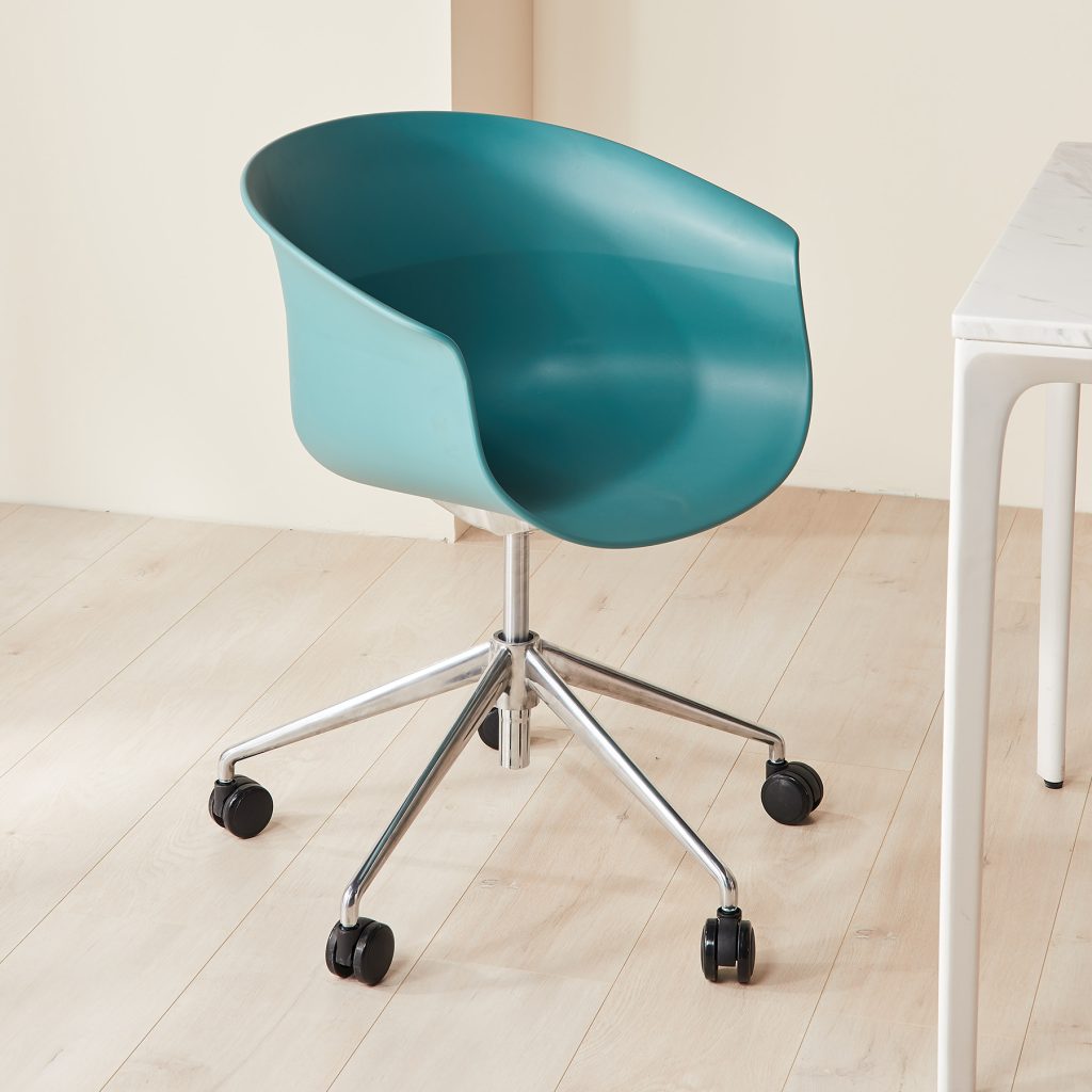 Queen Chair Aluminum 5 ways - Vinoti