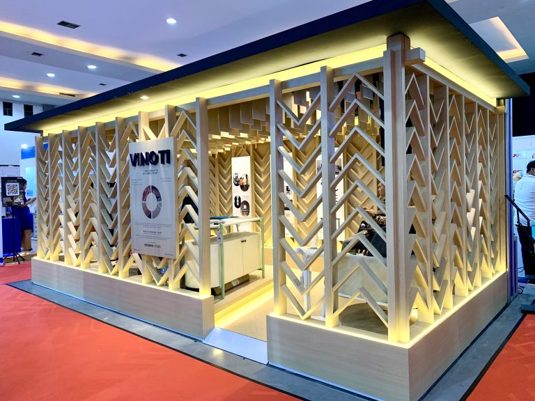 VINOTI | Solusi Furniture Ruang Komersial Anda | Meja Kerja Kantor ...